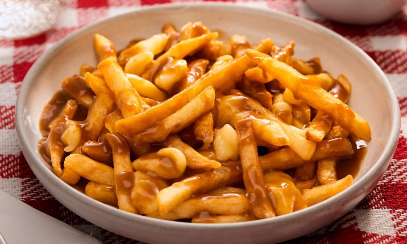 CLASSIC POUTINE – Casablanca Pizza and Donair